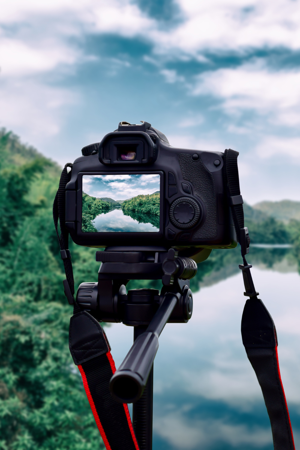 Exploring the World Through the Lens: How Travel and Photography ...